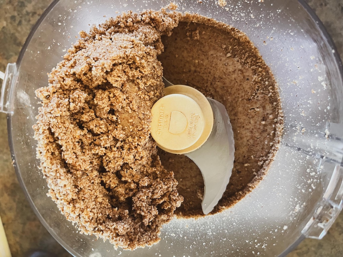 How to Make Homemade Organic Raw Almond Butter - Green Tree Homestead