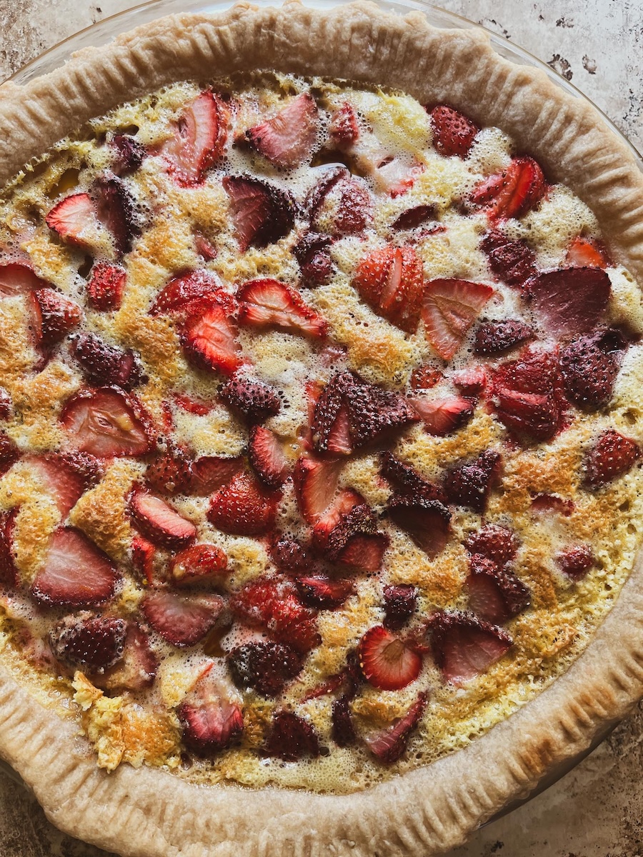 How to Make Strawberry Custard Pie (Fresh and Creamy) - Green Tree ...